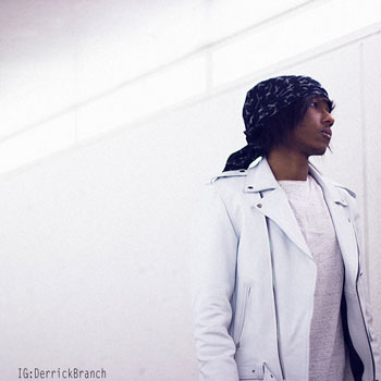 Derrick Branch: “Solo” sways into a lull of smooth production – TUNEDLOUD